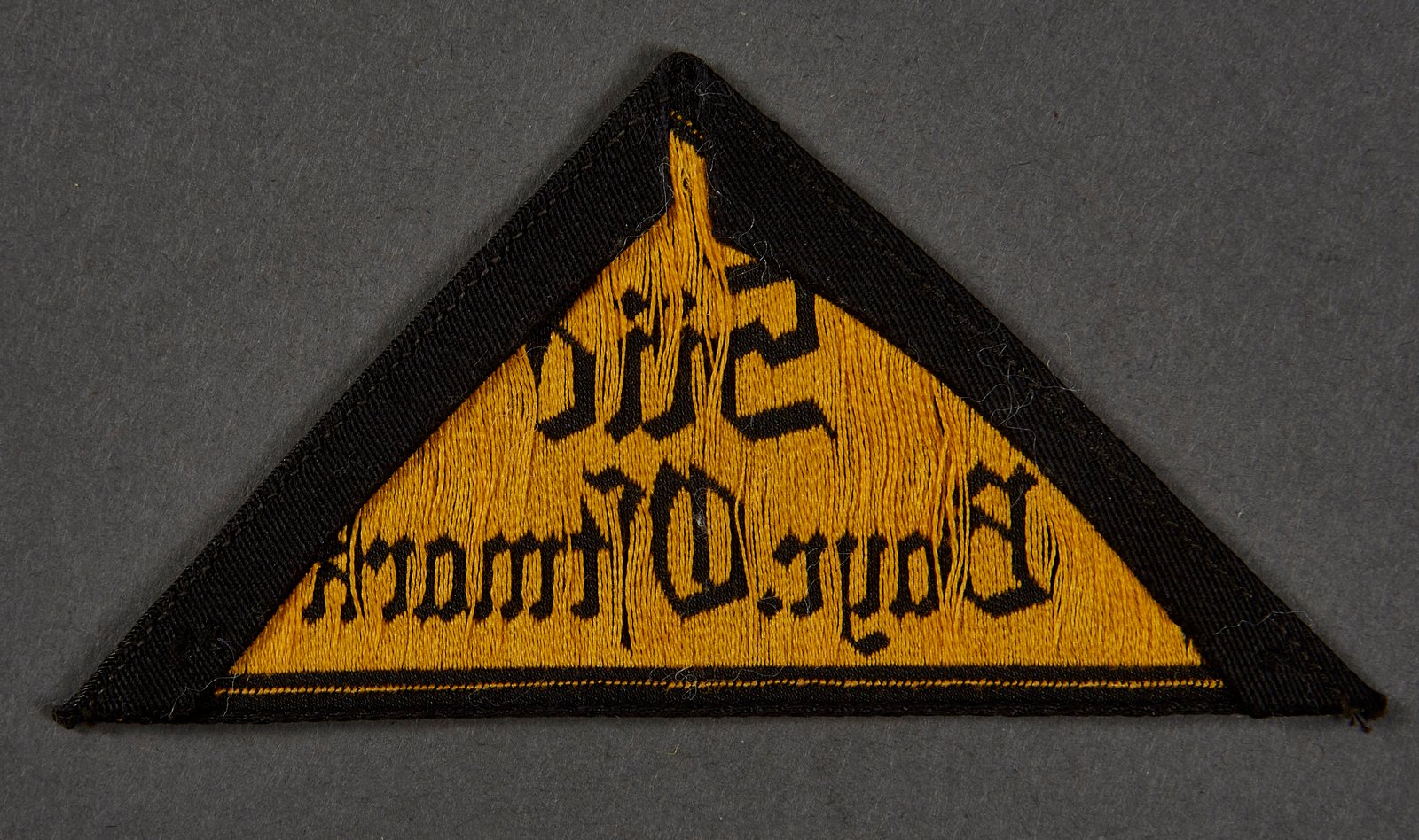 HJ Süd Bayr. Ostmark District Sleeve Triangle #16150 | Product ...